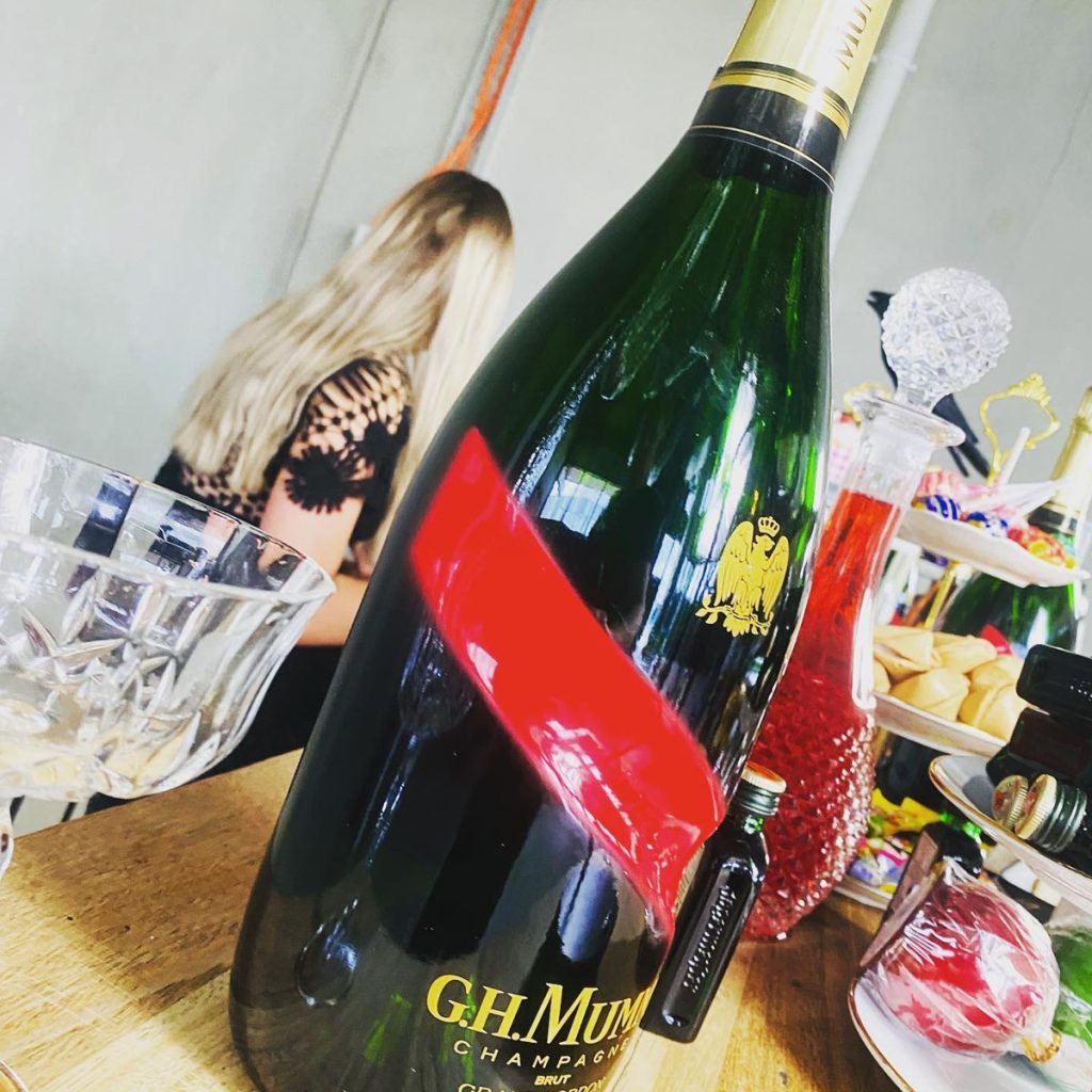 Love Sick Bar – Point Cook